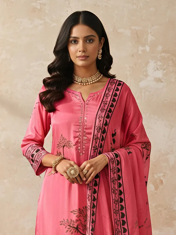 Pink printed thread and sequins palazzo kurti set-G3-WKS1003