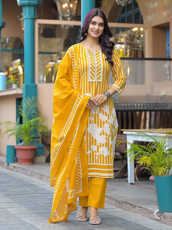 Yellow cotton kurti set with print-G3-WKS1018 | United States