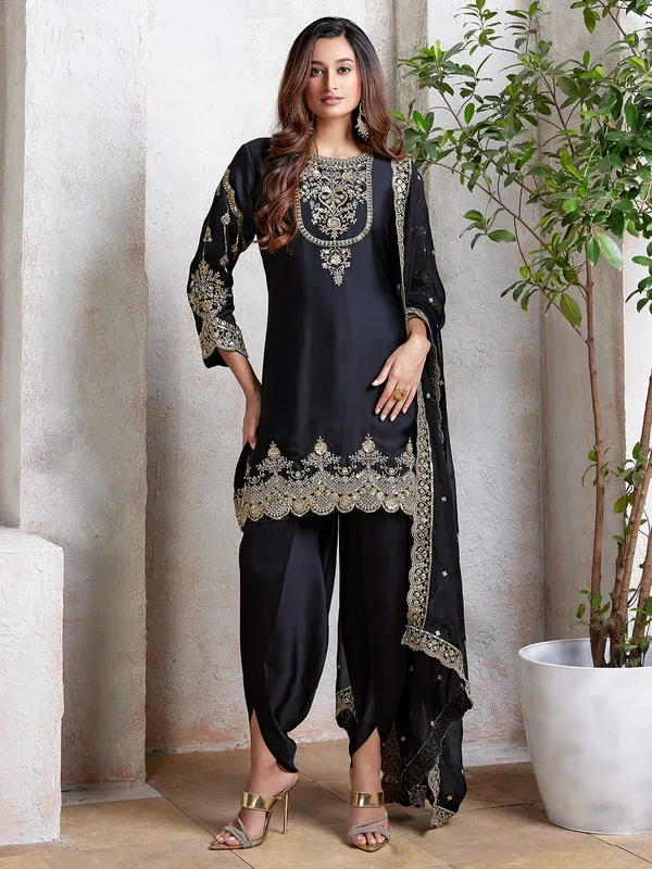 Buy Black Salwar Kameez and Black Indian Dresses online at G3+ Fashion