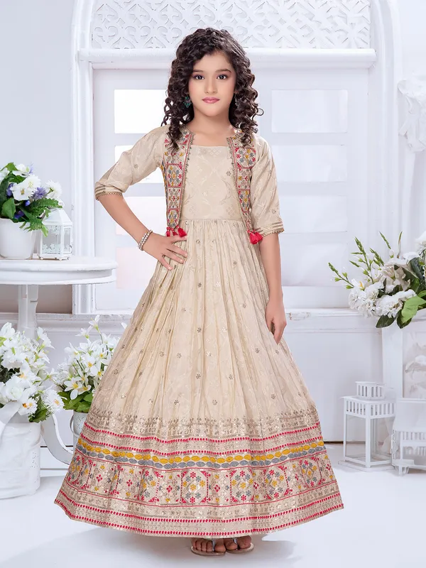 Cream fabulous gown in silk with heavy work for girls-G3-GGO0900