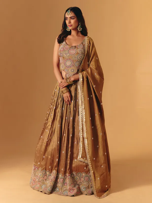 Gold silk designer cutdana bridal lehenga choli for...