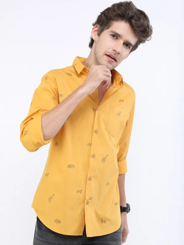 Buy Highlander Yellow Printed Slim Fit Casual Shirt for Men Online...
