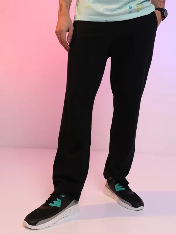 Men's relaxed fit casual pants store
