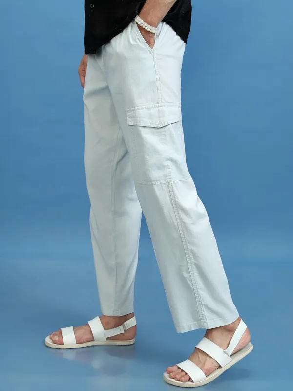 Men Regular Fit Cargos