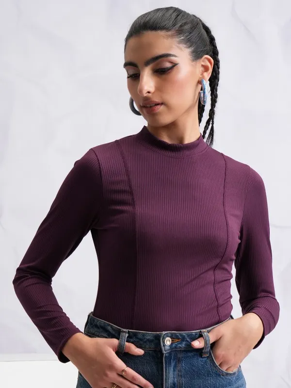 Solid Fitted Top