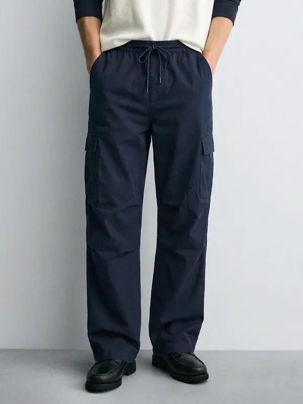 Buy Highlander Navy Blue Loose Fit Solid Cargo Online - HLTR005180