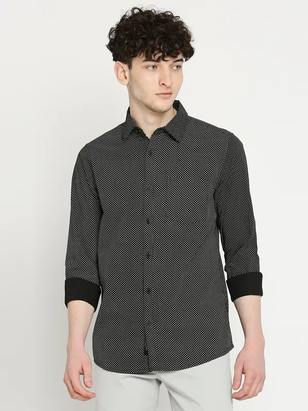 Being Human Men Slim Fit Shirts-Black